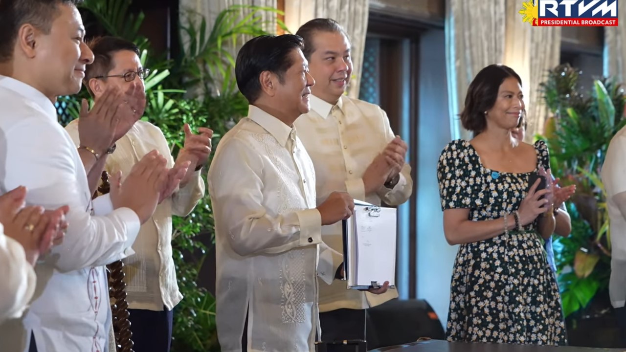 Mga donasyong ipapasok sa ARAL Program Law, hindi bubuwisan ng ...