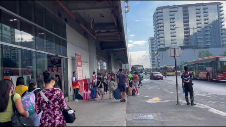 Mahigit 2.4-M pasahero inaasahang dadagsa sa PITX sa panahon ng Undas ...