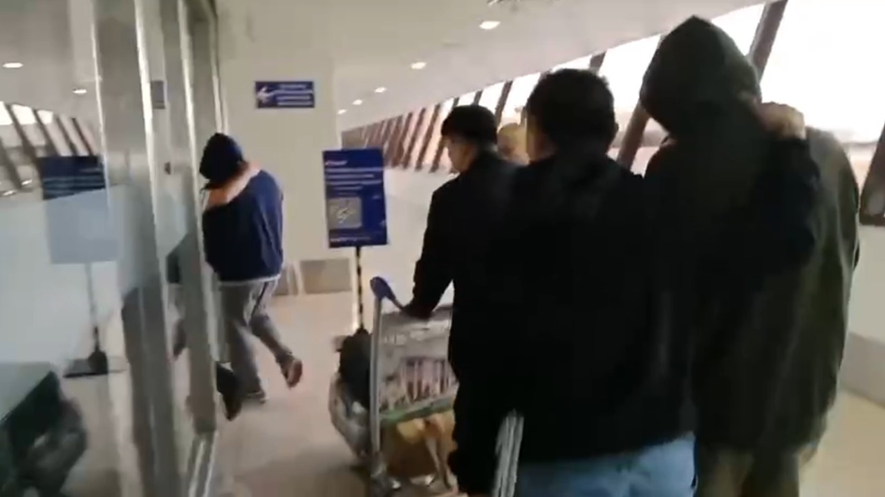 Japanese nationals na miyembro ng "JP Dragon" gangster syndicate, pina ...