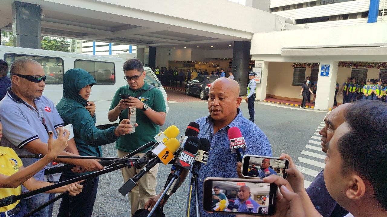 Senator Bato dela Rosa, bumisita kay COS Usec. Atty. Zuleika Lopez at ...