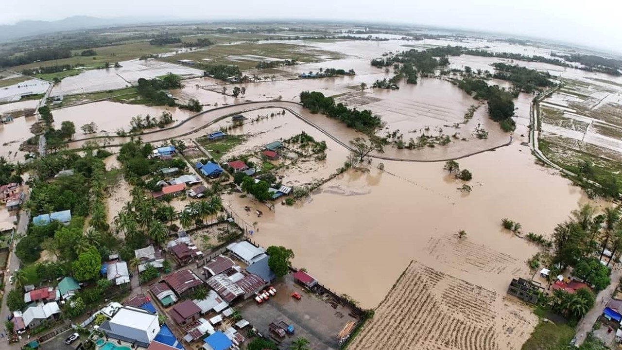 Bilang ng mga naapektuhan ng Bagyong Nika, lumobo pa sa 153,000 - RMN Networks