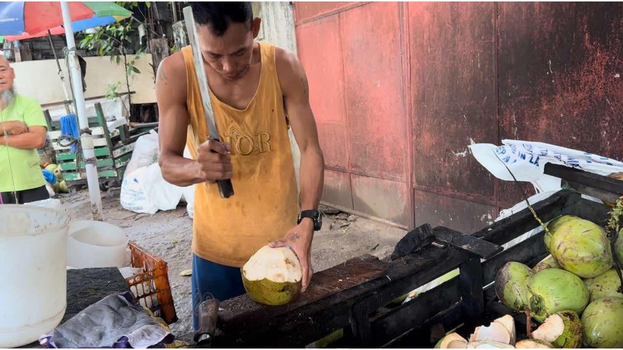 Suplay ng buko nagkakaubusan na; presyo nito, nadoble ilang araw bago ...