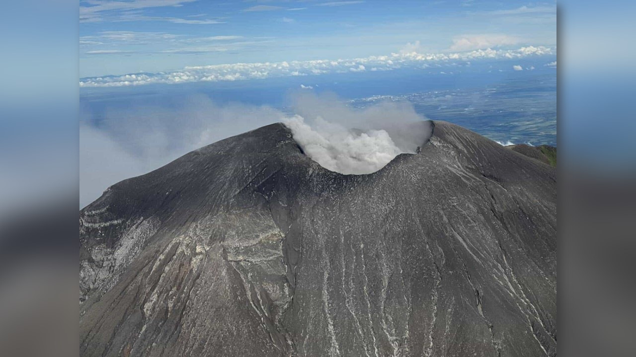 Mahigit 7,000 tonelada ng asupre, ibinuga ng Bulkang Kanlaon sa loob ng 24 oras - RMN Networks