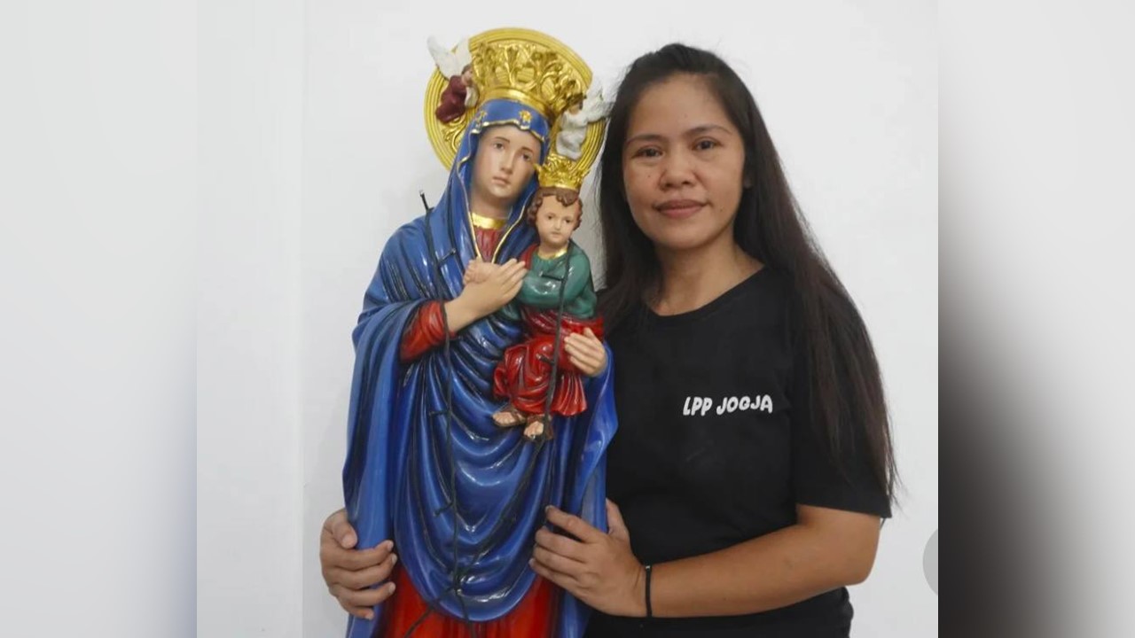 Pamilya at supporters ni Mary Jane Veloso, nagsasagawa ng vigil para sa clemency ni Mary Jane ...