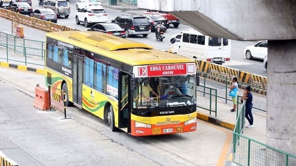 Pamahalaan, pinag-aaralang alisin ang EDSA bus lane - RMN Networks