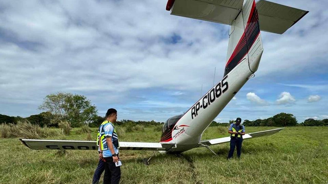 Isang training aircraft, nag-emergency landing sa Bulacan - RMN Networks