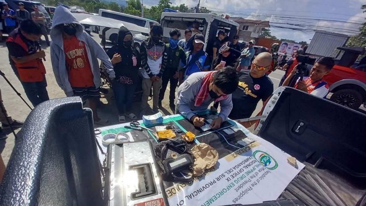 Mahigit 2 milyong pisong halaga ng shabu, nasamsam ng PDEA; 3 high ...