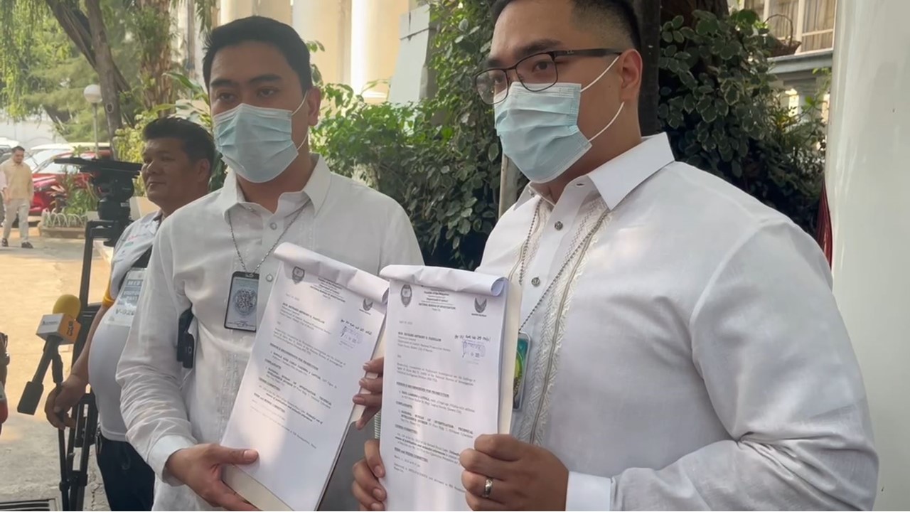 Atty. Raul Lambino at dating NYC Chairman Ronald Cardema, inireklamo ng ...