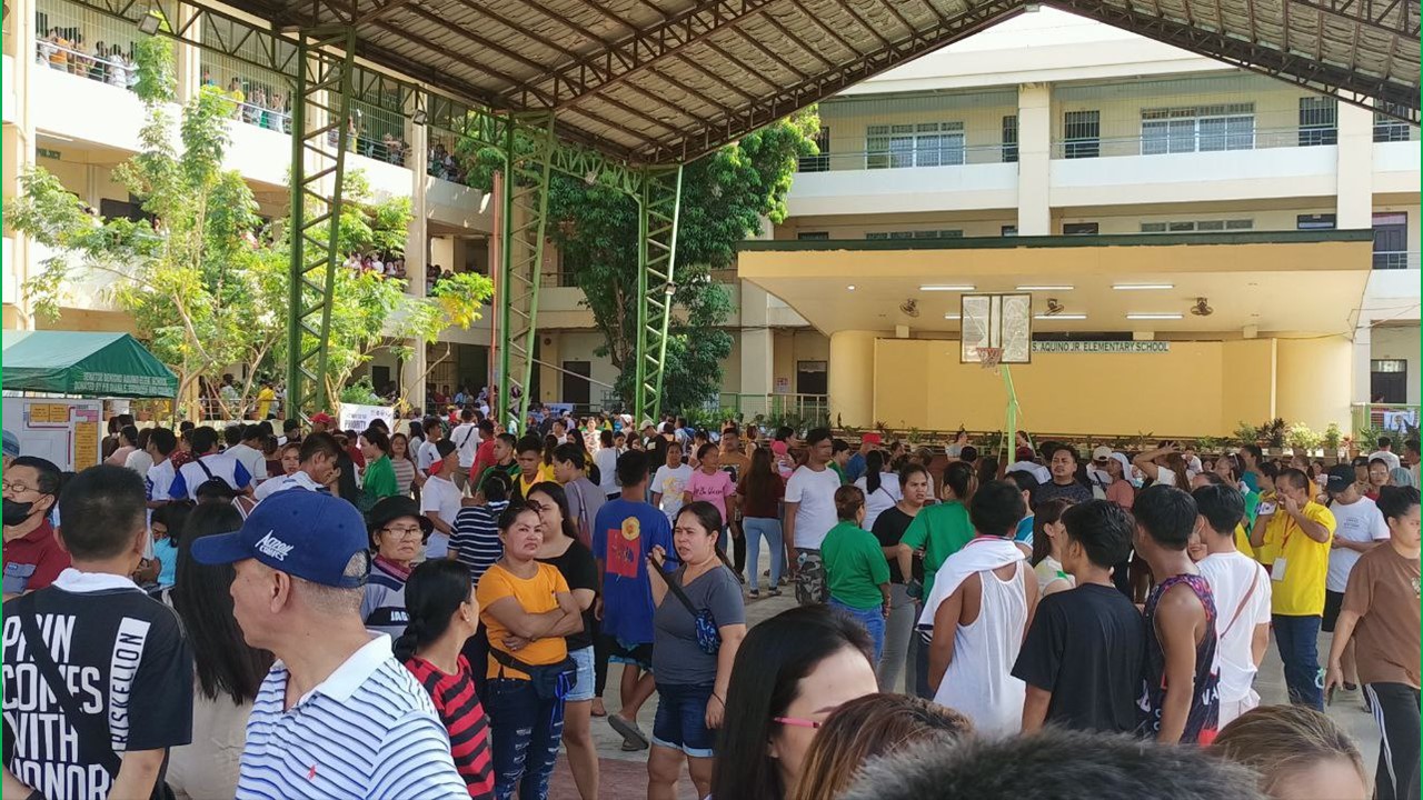 Ilang mga botante sa Baseco Compound sa Maynila, hindi pa rin ...