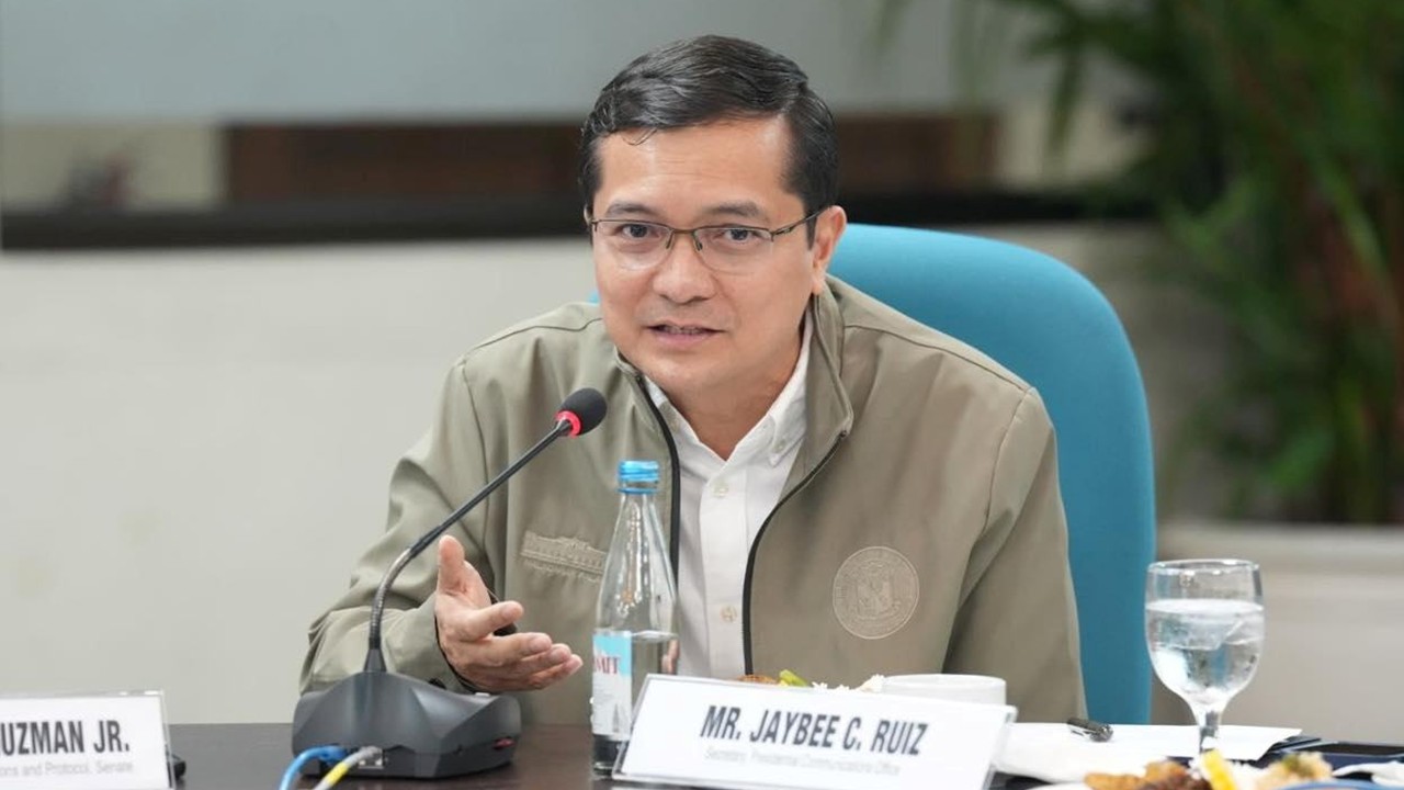 PCO Secretary Jay Ruiz, tinuldukan na ang mga ulat na aalisin siya sa ...