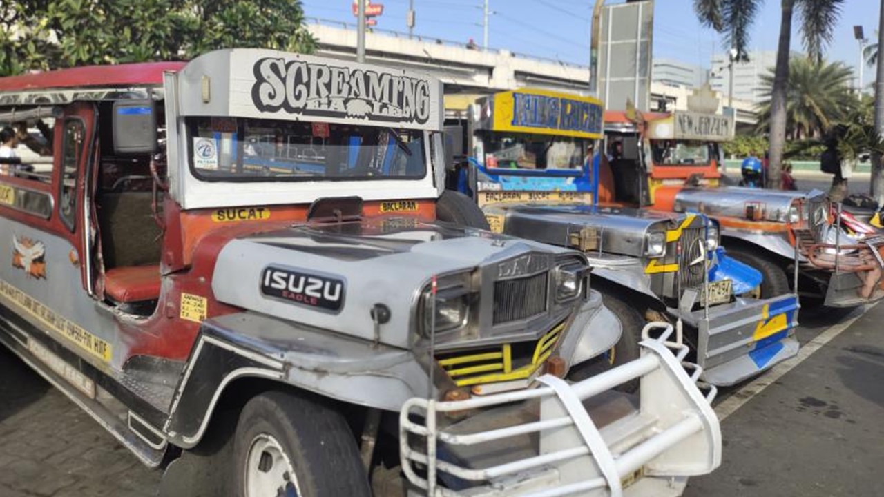 Mga jeepney driver at operator consolidated man o hindi, makakatanggap ...