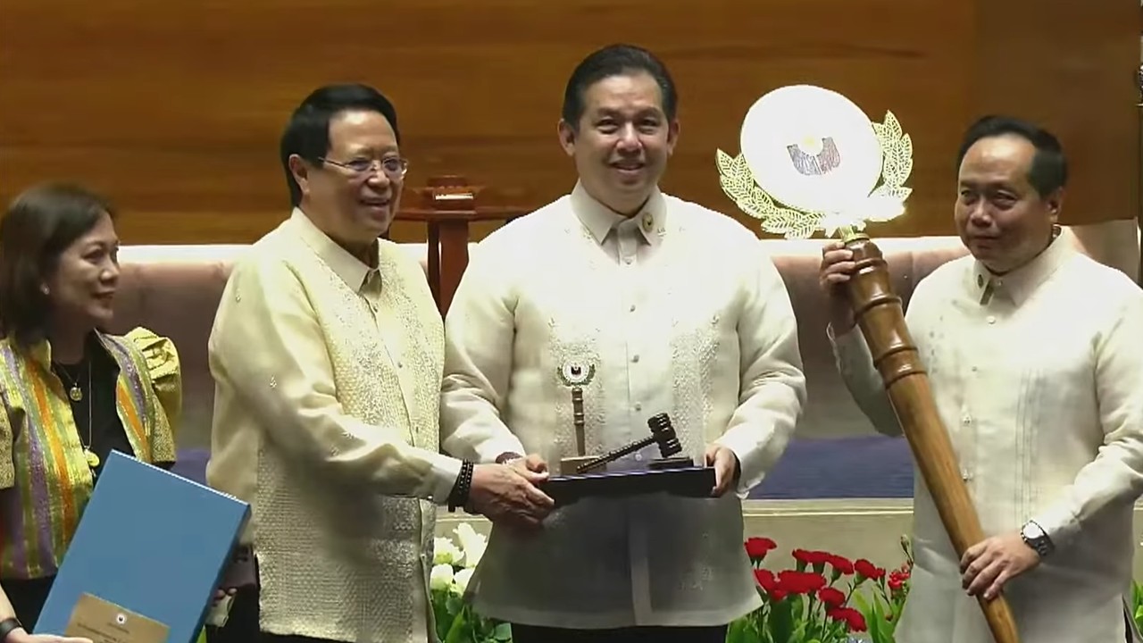 Mga kongresistang nais magpatuloy si Rep. Romualdez bilang House ...