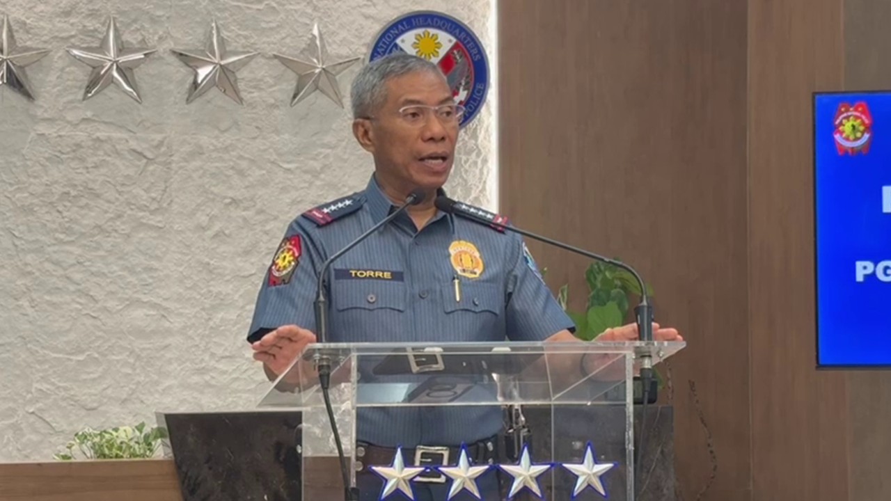 PNP Chief Torre, pinabulaanang sapilitan ang pagpunta ng mga pulis sa ...