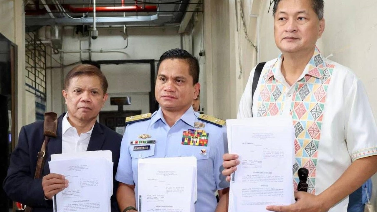 Blogger Sass Rogando Sasot, inireklamo ng cyberlibel ng PCG official ...