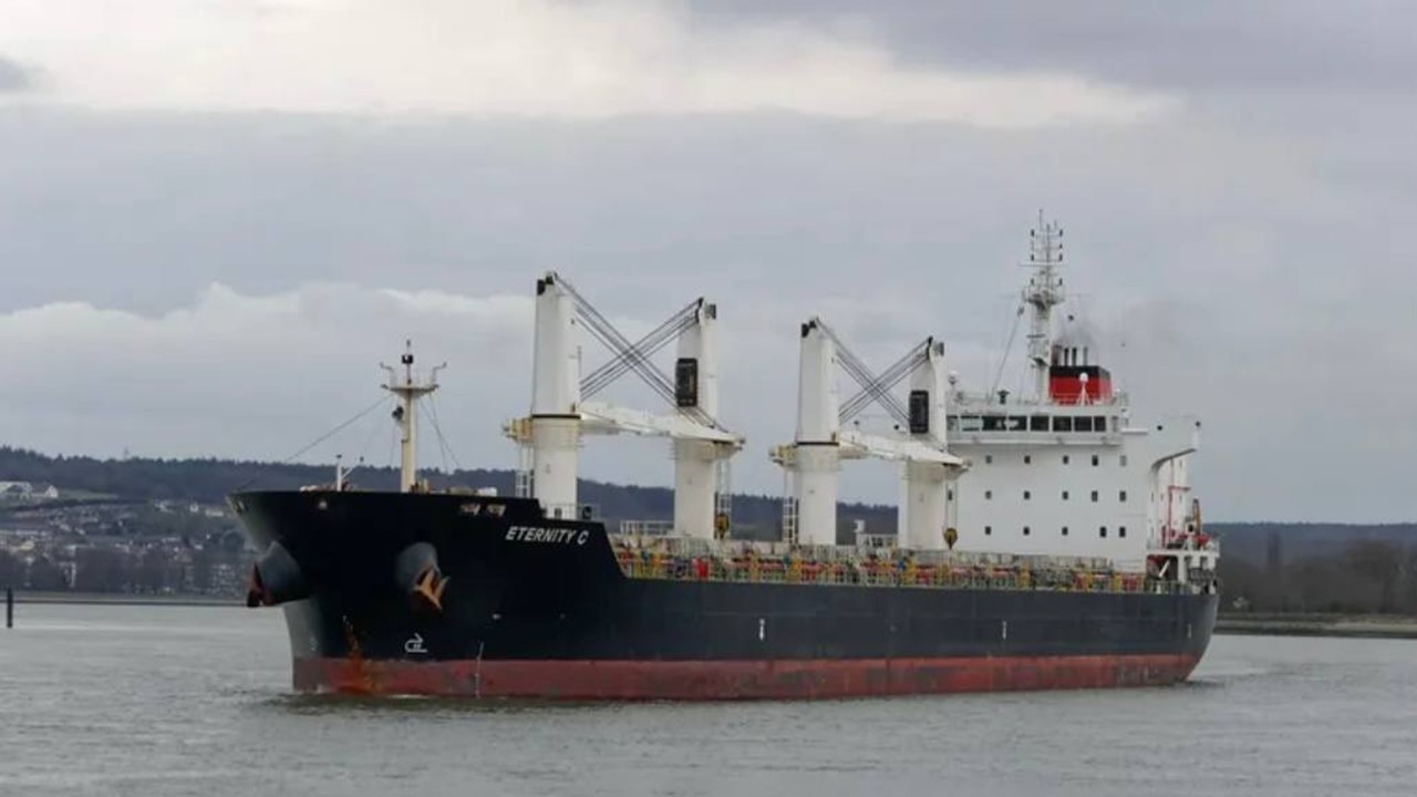 DMW Usec. Olalia, kinumpirmang may 3 Pinoy crew na namatay sa MV ...