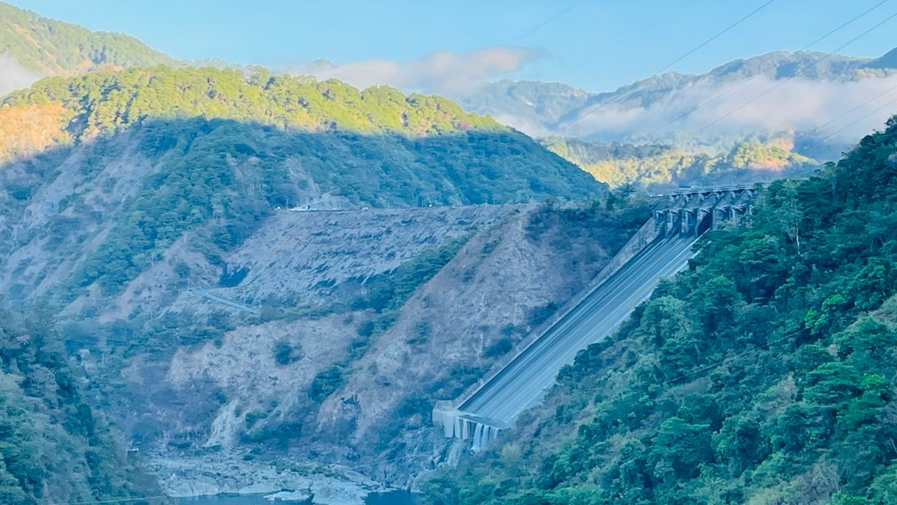 Ambuklao Dam sa Luzon, nagpakawala ng tubig dahil sa epekto ng mga pag ...