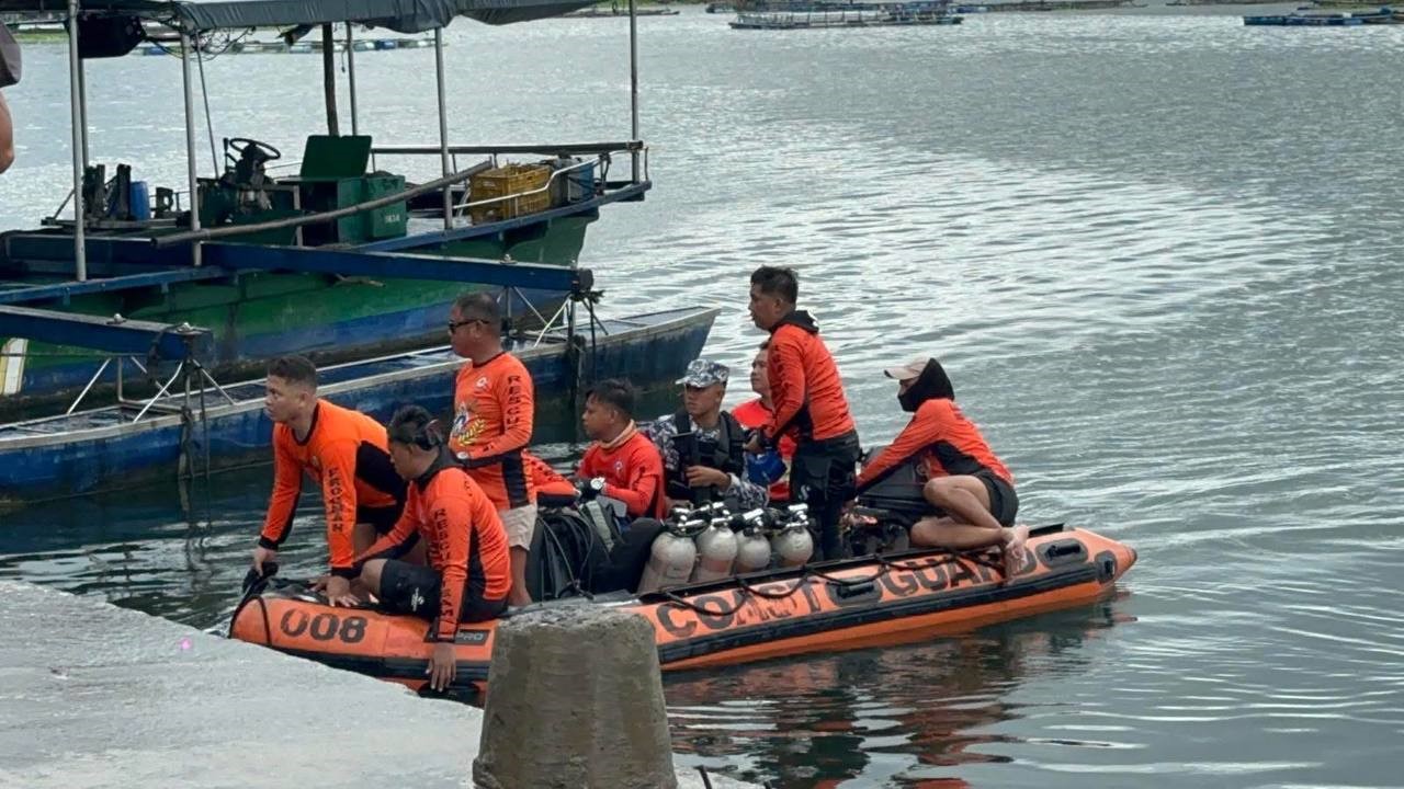 Ilan pang sako, natagpuan ngayong unang araw ng search and retrieval operations sa Taal Lake ...