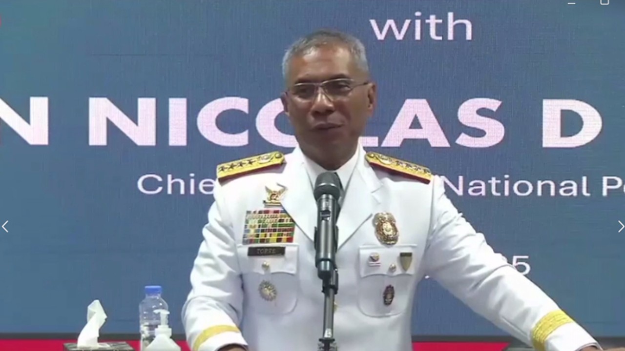 PNP chief, itinuro ang ilang DDS vloggers na nagpapakalat ng fake news ...