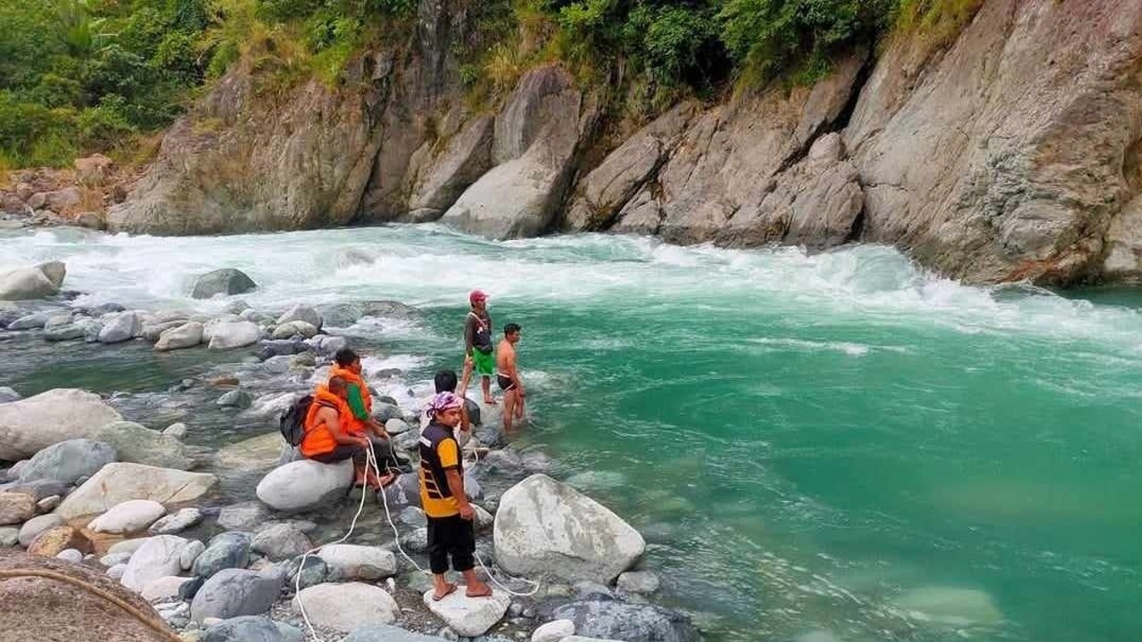 Search and rescue operation sa estudyanteng nalunod sa ilog sa Atok, Benguet, nagpapatuloy - RMN ...