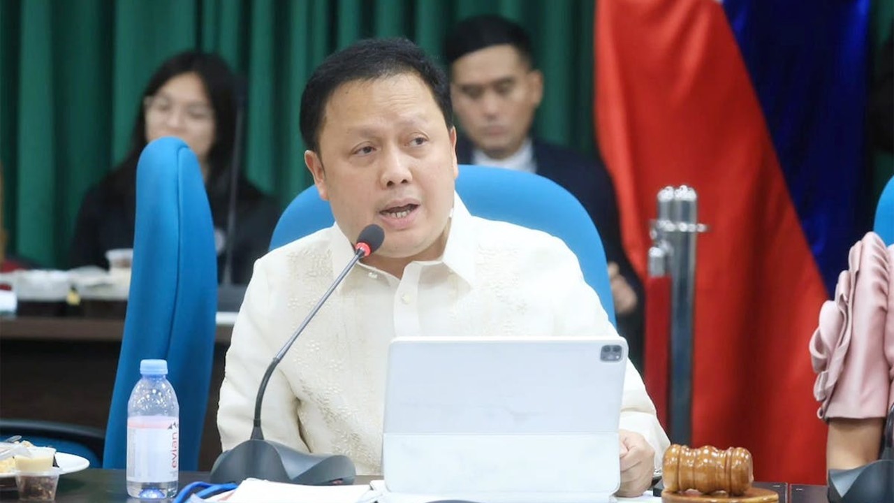 Ako Bicol Party-list Rep. Zaldy Co, binasag ang kanyang katahimikan kaugnay ng isyu ng flood ...