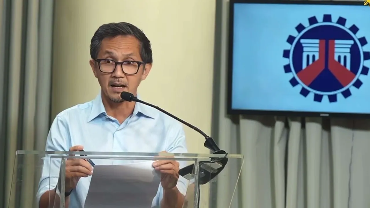 DPWH Sec Dizon, iimbestigahan ang team sa posibleng koneksyon sa mga ...