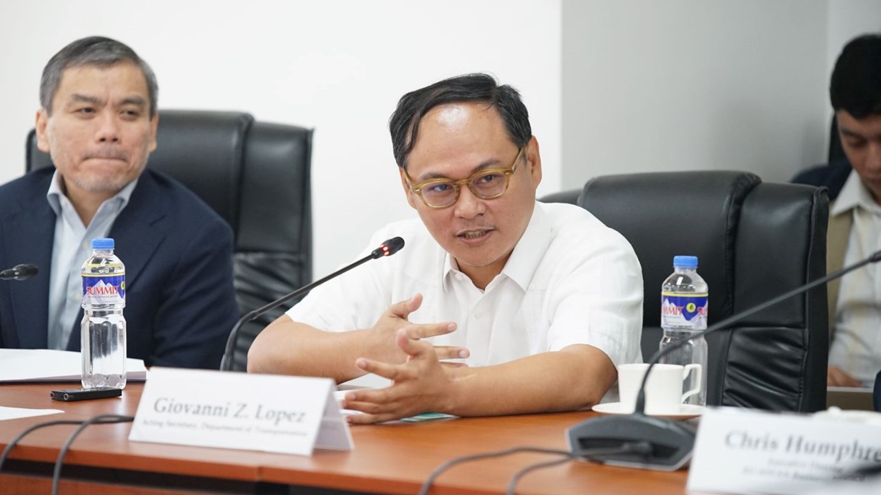 Konstruksyon sa Mati Airport, pinabibilisan na ni DOTr Acting Secretary Lopez - RMN Networks