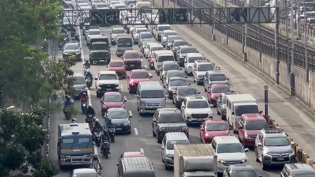 Patuloy na paglabag sa batas trapiko at kawalan ng disiplina, isa sa ...