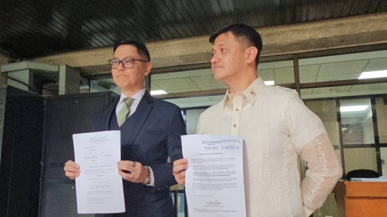 Impeachment complaint laban kay PBBM, tinanggap na ng House Secretary ...