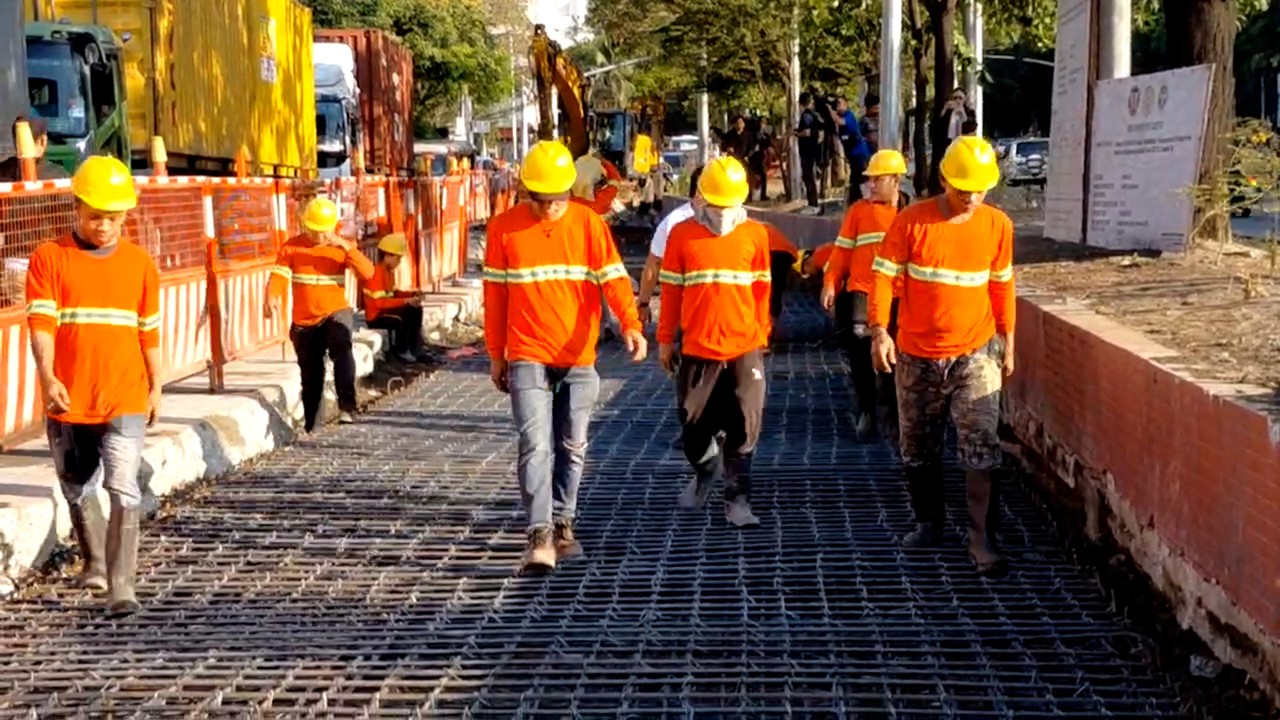 Road at drainage improvement sa Bonifacio Drive, Maynila, inaasahang ...