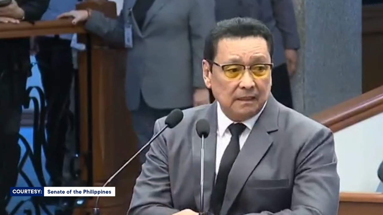 Sesyon sa Senado, naging magaan at masaya ang simula ngayong hapon ...