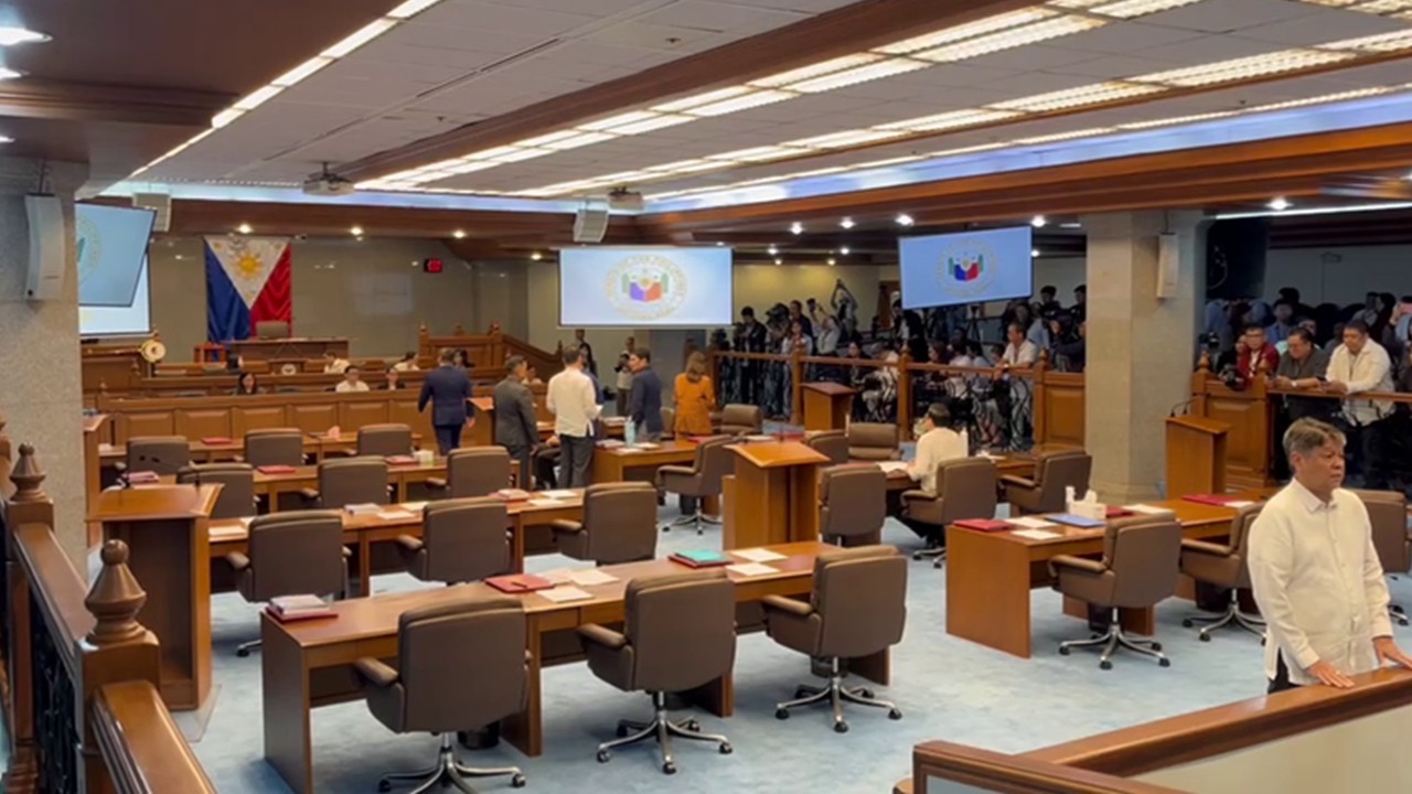 Ekonomiya ng Pilipinas, apektado ng sitwasyon sa Senado — Palasyo - RMN ...